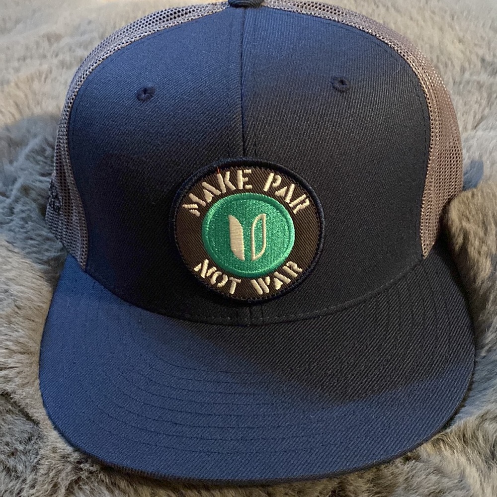 Linksoul Make Par Not War Golf Hat - Gem